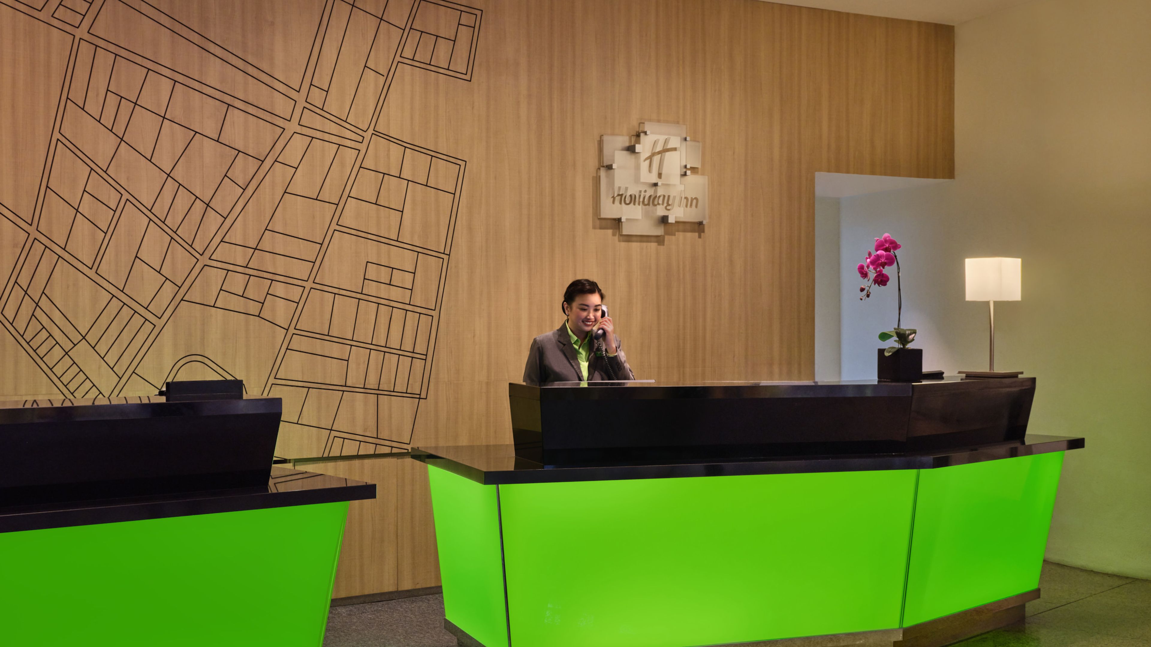 IHG One Rewards Members | Holiday Inn Singapore Atrium