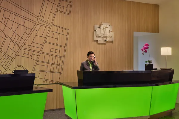 IHG One Rewards Members | Holiday Inn Singapore Atrium